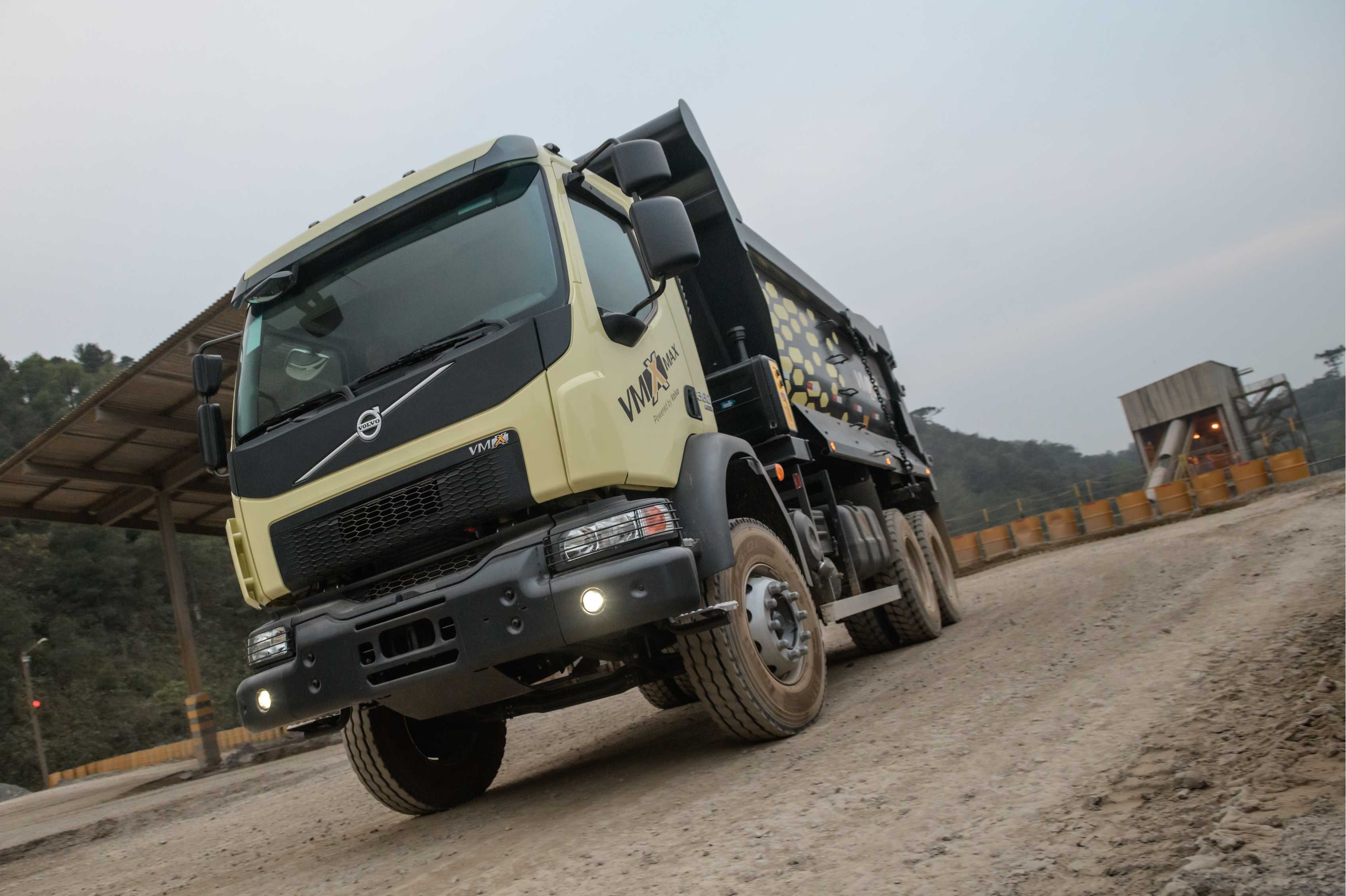 Volvo VM 32 Toneladas | Volvo Trucks